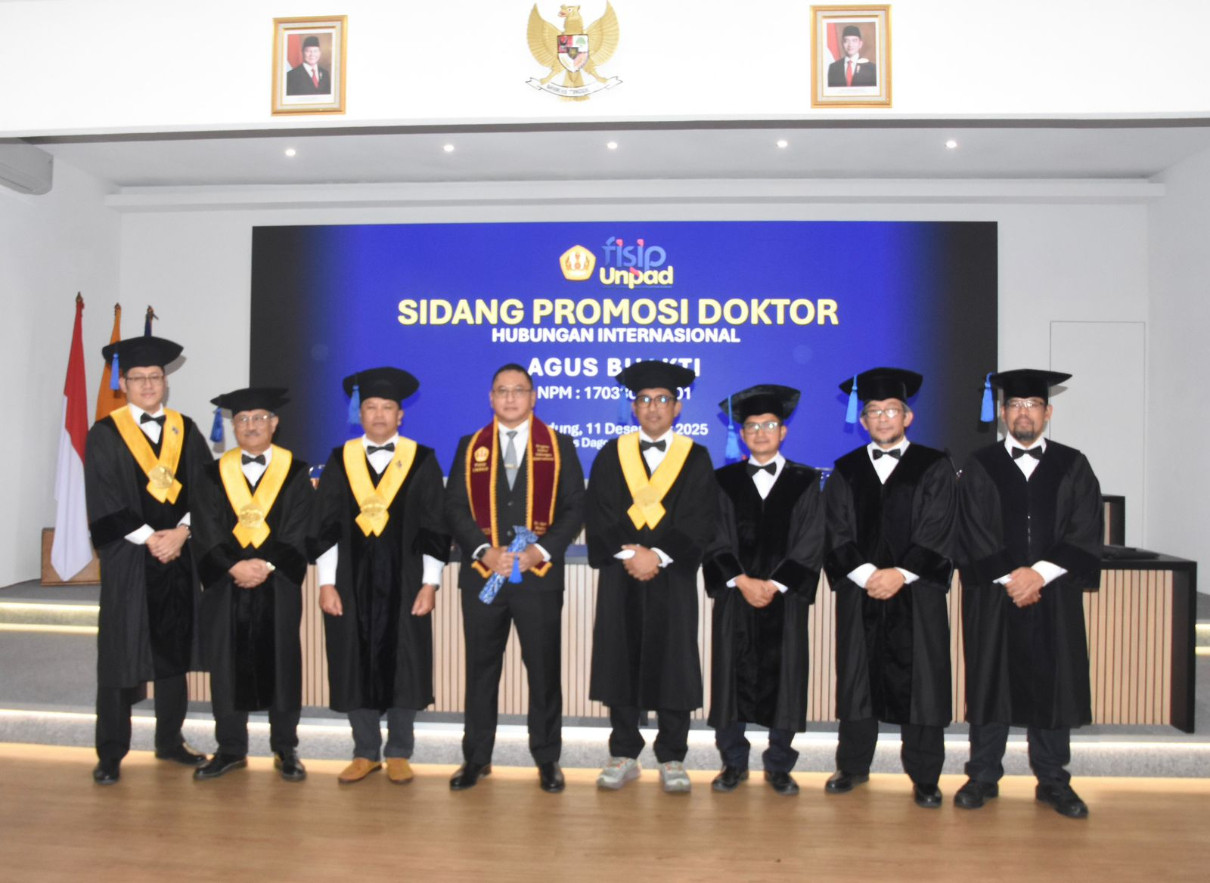 Kasdam III Siliwangi Brigjen Agus Bhakti raih gelar doktor di ...
