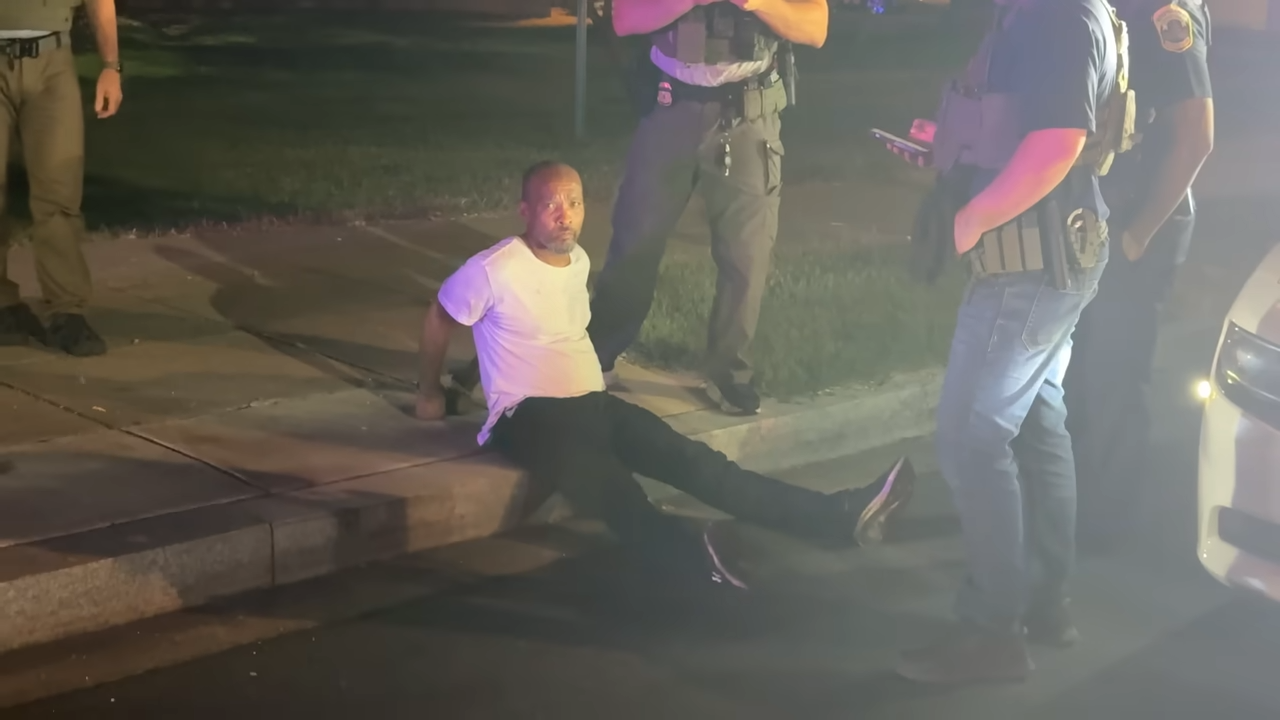Watch the moment feds capture one of America’s most dangerous fugitives