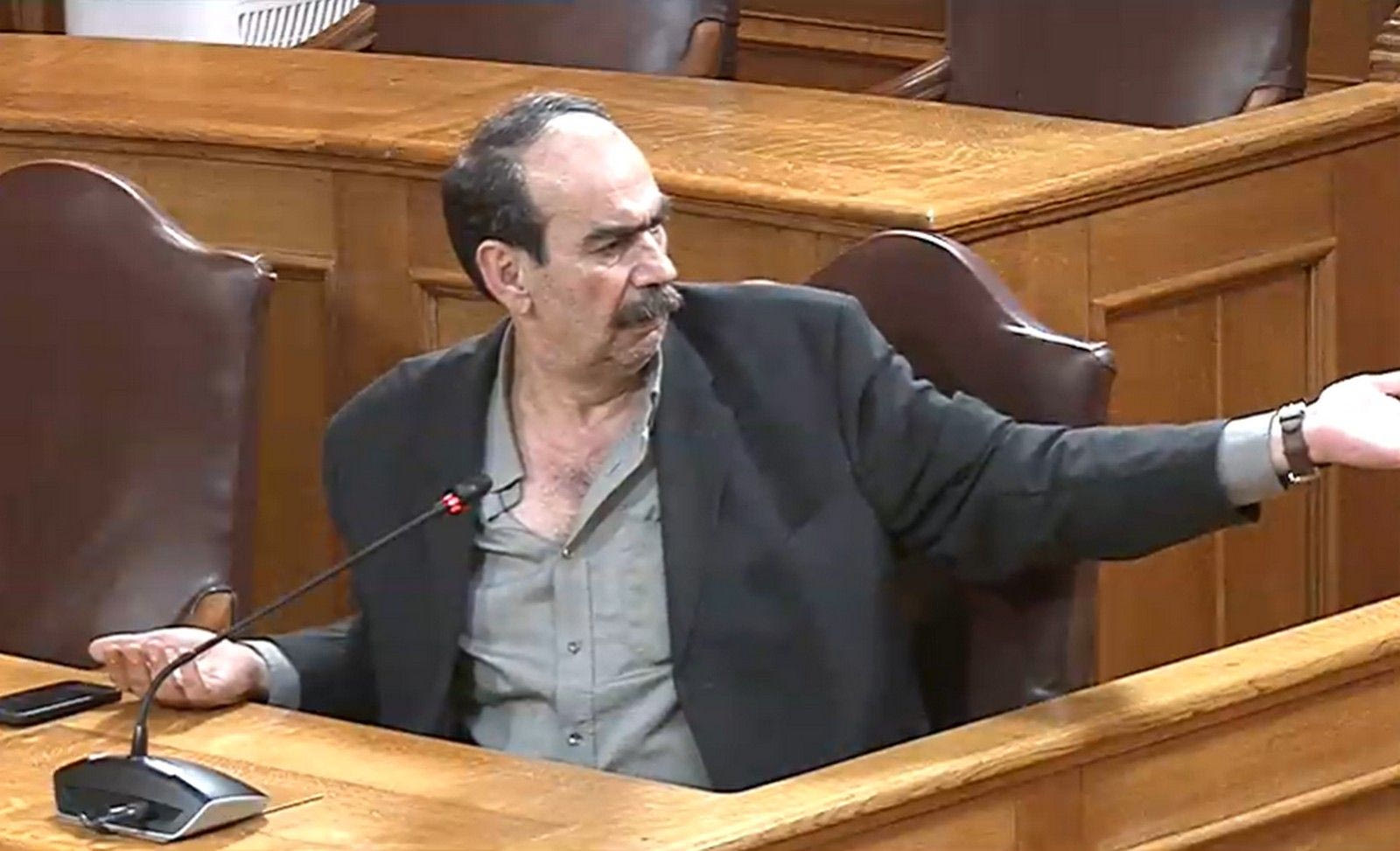 Εξεταστική ΟΠΕΚΕΠΕ: Η θλιβερή εικόνα του «Φραπέ» εκθέτει την κυβέρνηση