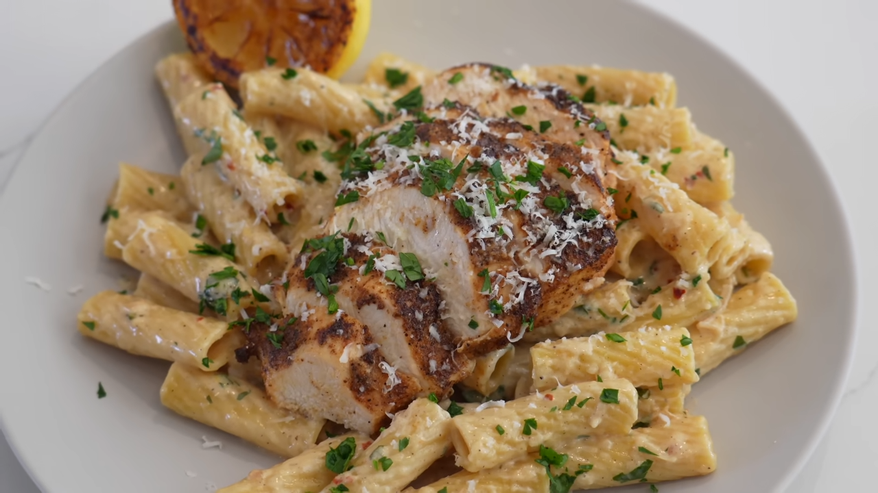 30-minute creamy lemon chicken pasta that everyone will love