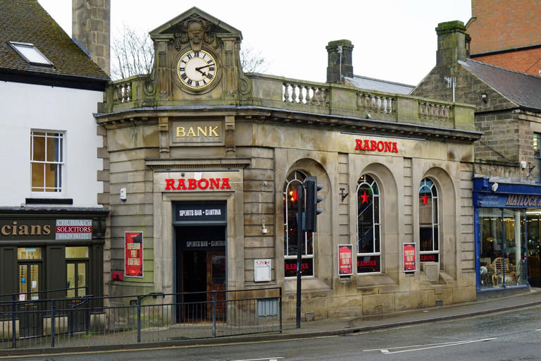 This pretty town that offers stunning scenery, great pubs and unique ...