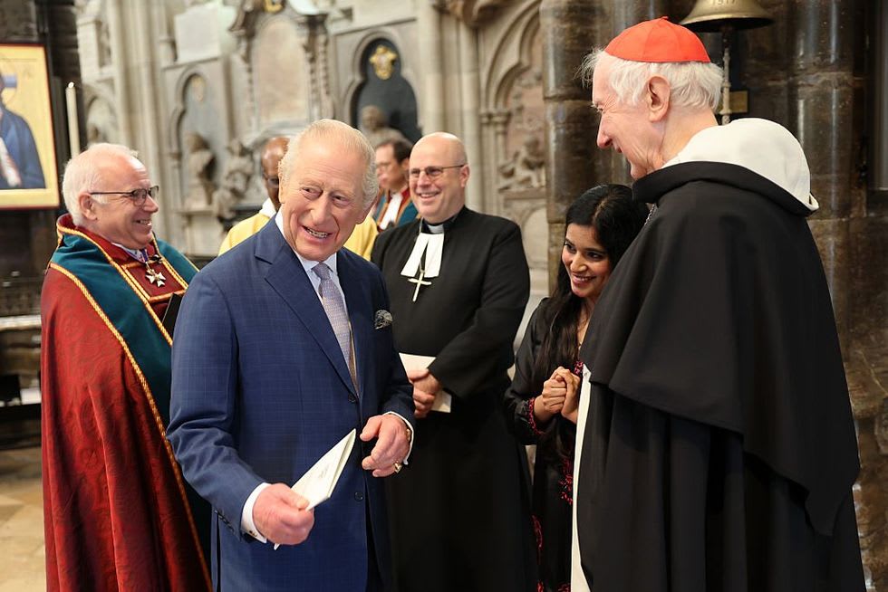 King meets Christian woman who fled Pakistan after suffering ...