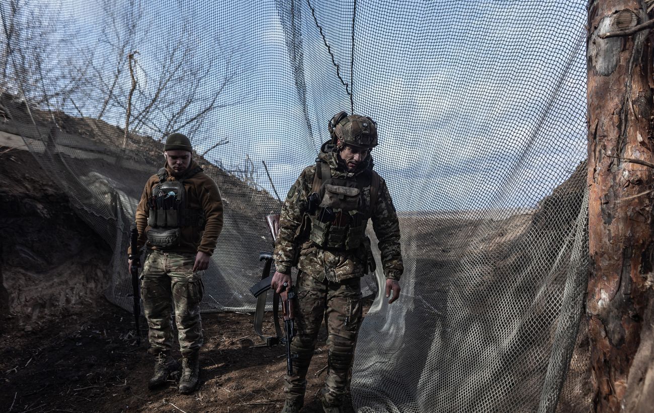 Russian troops disguised as civilians attempt infiltration near ...