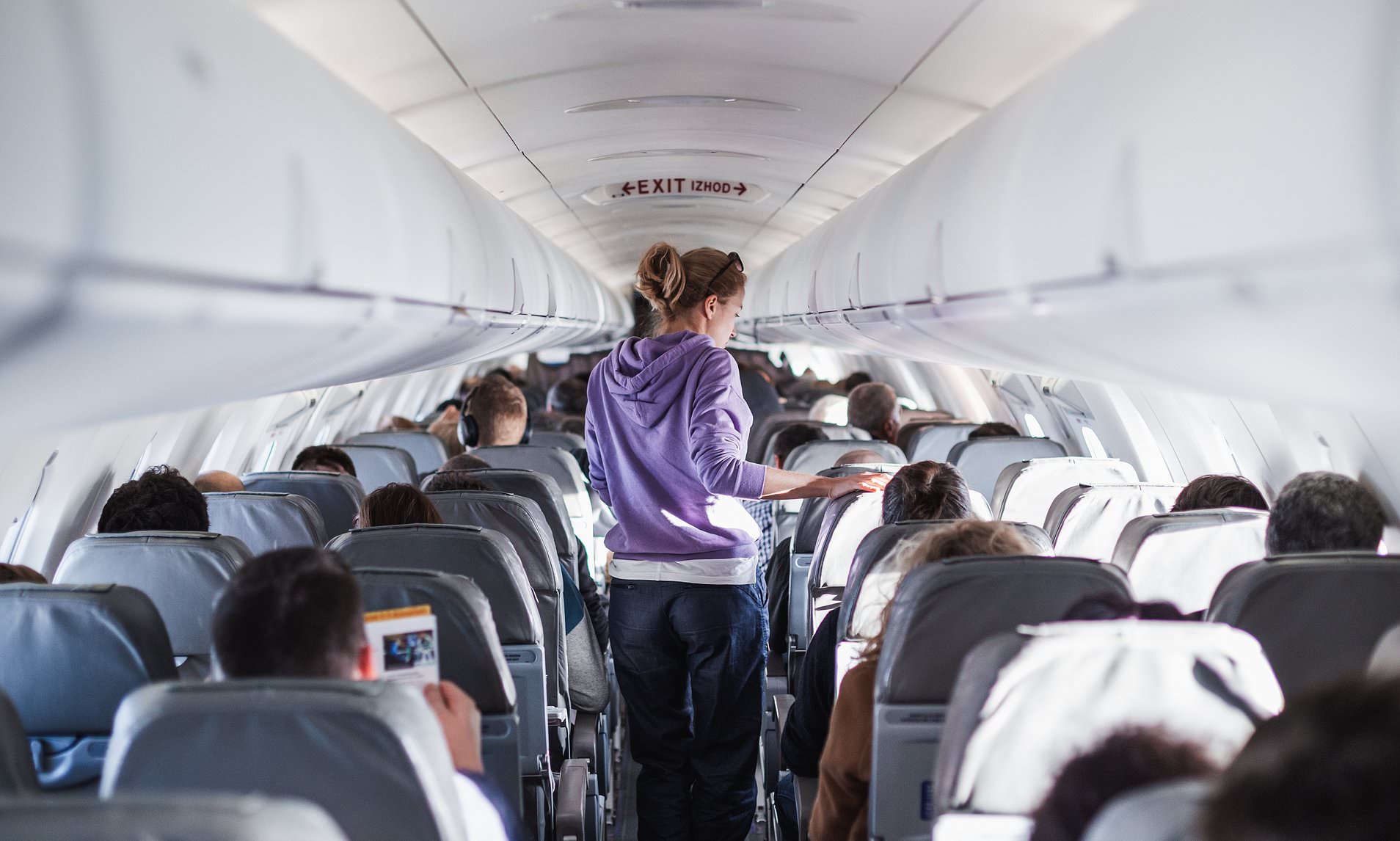 Travel expert reveals the worst plane seat to sit in on a Christmas flight