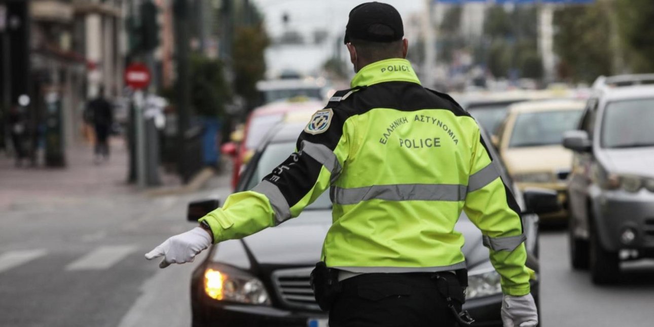 Θα μπει φυλακή ο οδηγός της μηχανής που δεν σταμάτησε σε μπλόκο; Ποιες ...