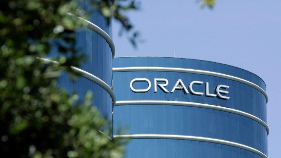 Oracle leads premarket slide in AI stocks after earnings miss