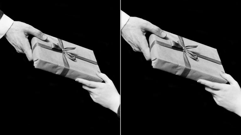 There are 6 types of gift givers. Which are you?