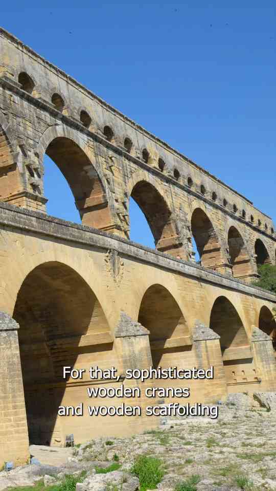 How did the Romans build their aqueducts?