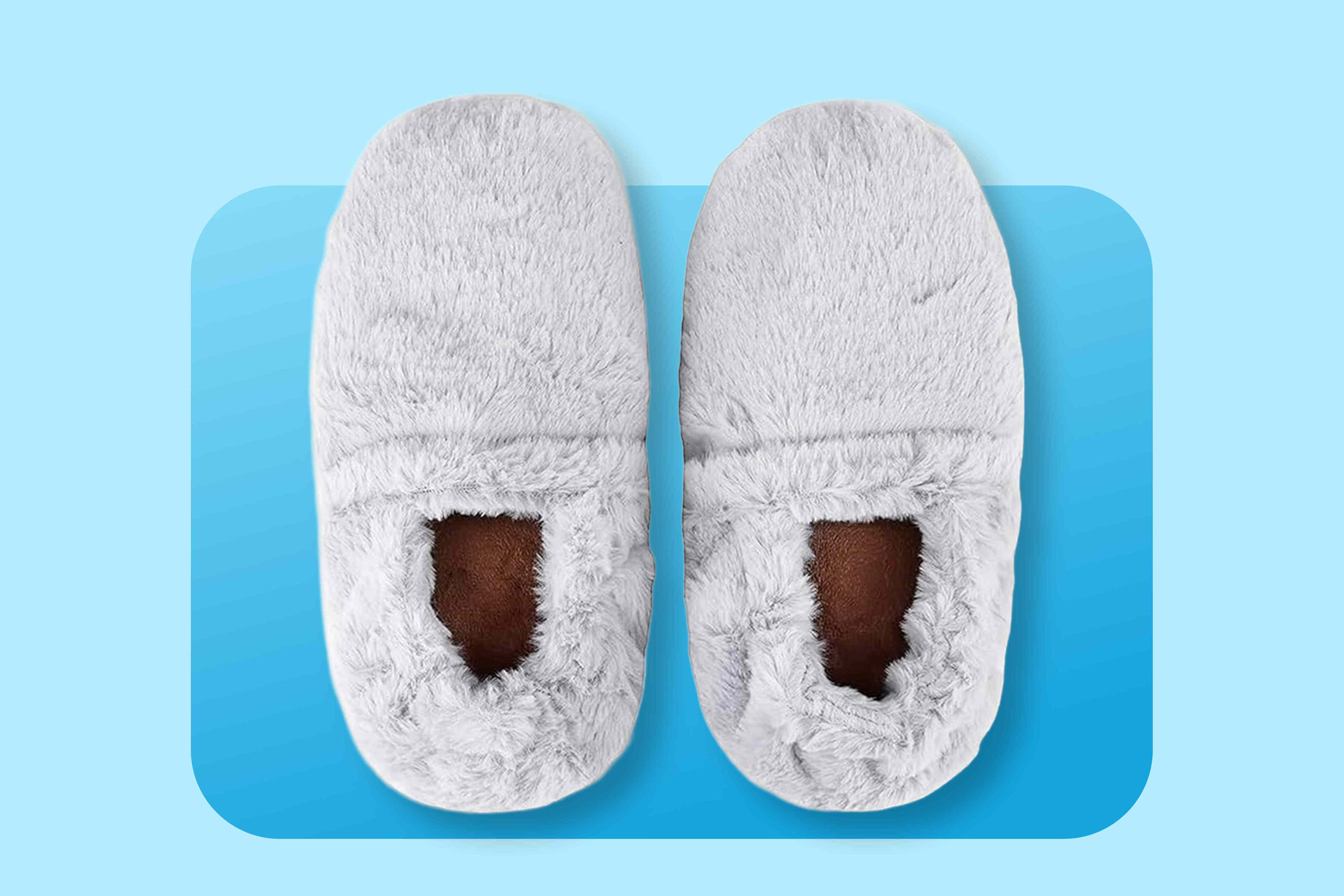 My mom's go-to holiday gift recommendation? Cozy slippers with a genius ...