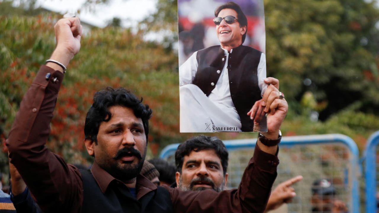 Pakistan military court jails ex-spy chief Faiz Hamid for 14 years ...