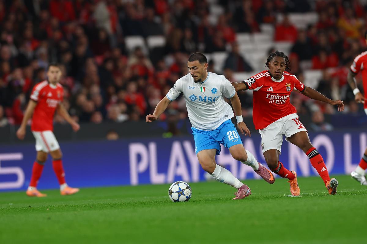 Gira a vuoto nel torello, è in caduta libera, Elmas tra i peggiori in ...