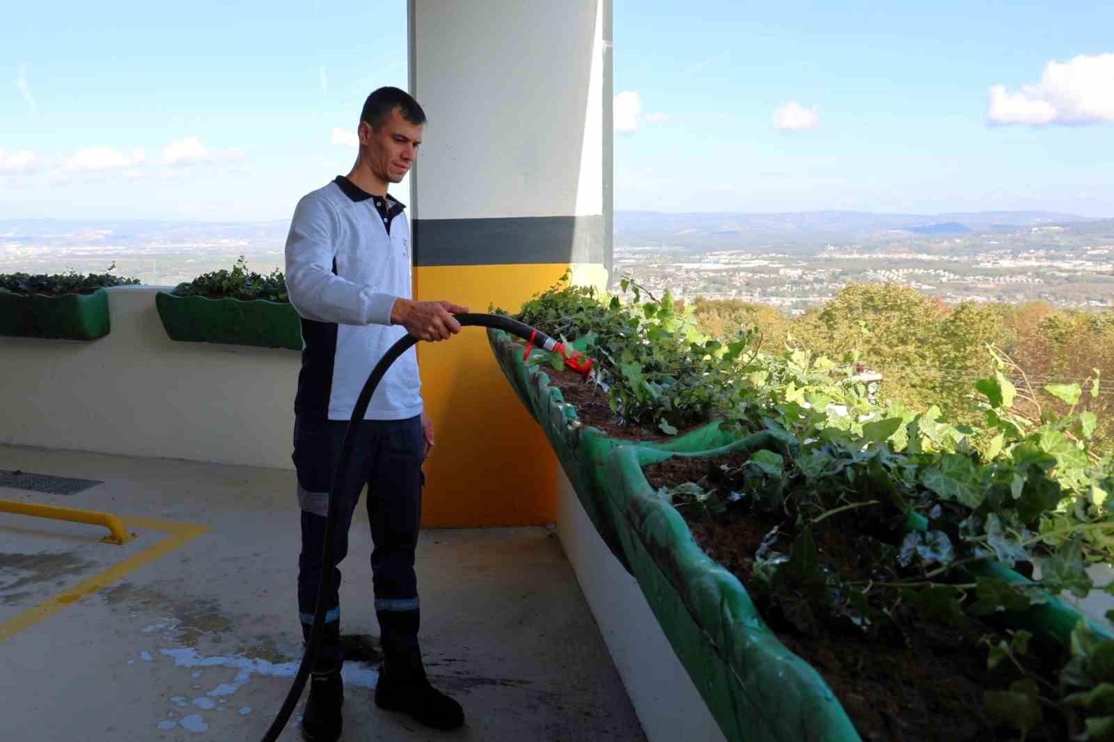 Kartepe teleferik hattına hizmet verecek 6 katlı otopark tamamlandı