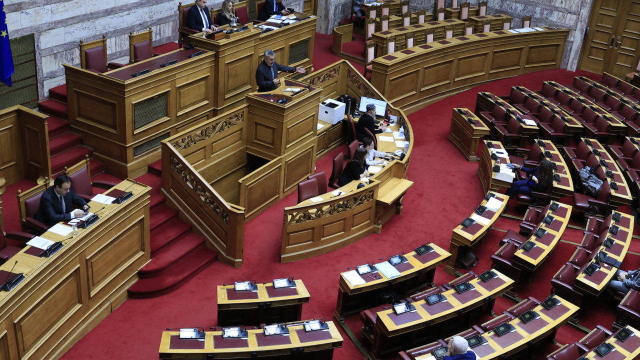 Κατατέθηκε στη Βουλή η τροπολογία για το ελβετικό φράγκο
