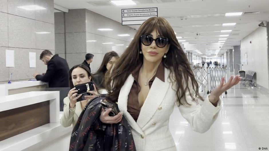 Mehmet Akif Ersoy soruşturmasındaki soru işaretleri