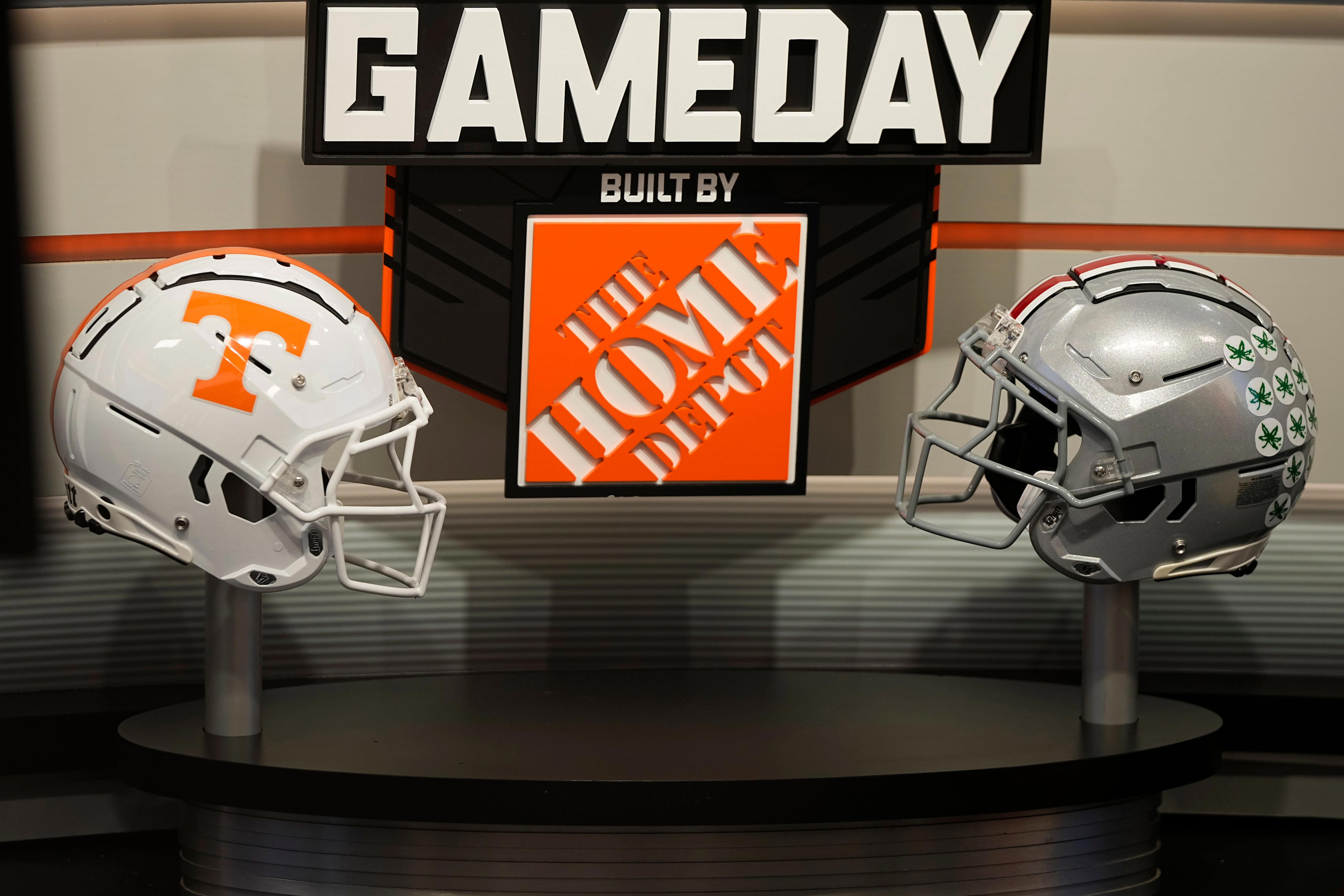 'College GameDay' adds to SEC streak with CFP locations