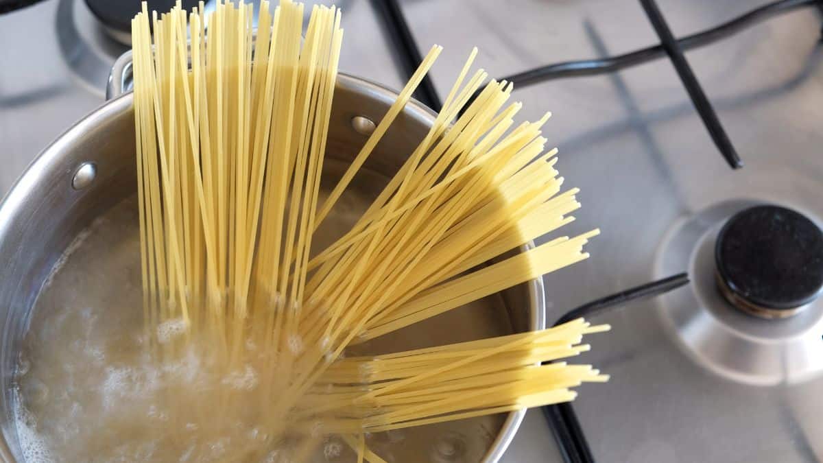 17 sneaky cooking mistakes ruining your meals (and how to fix them)