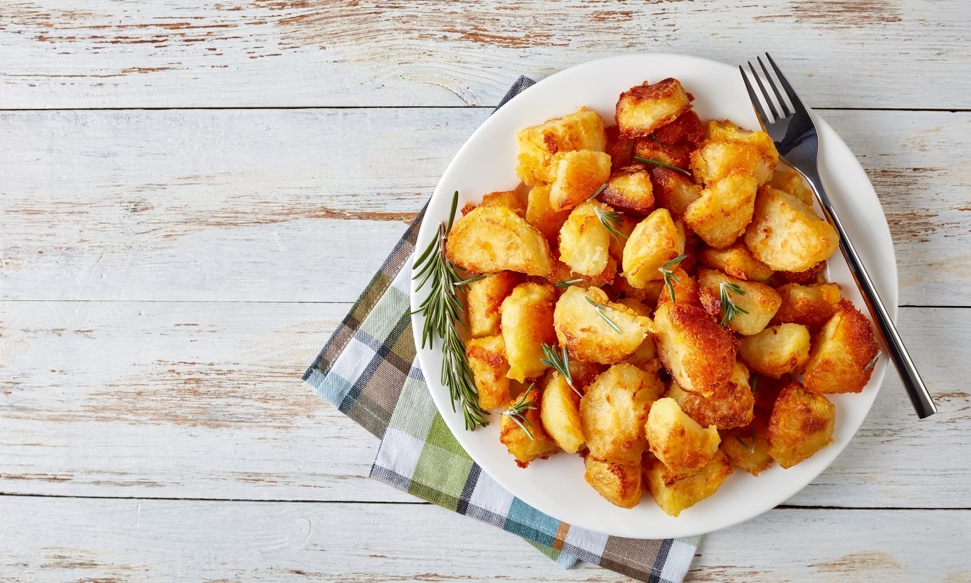 Festive food swaps that will help cut calories over Christmas - you don ...