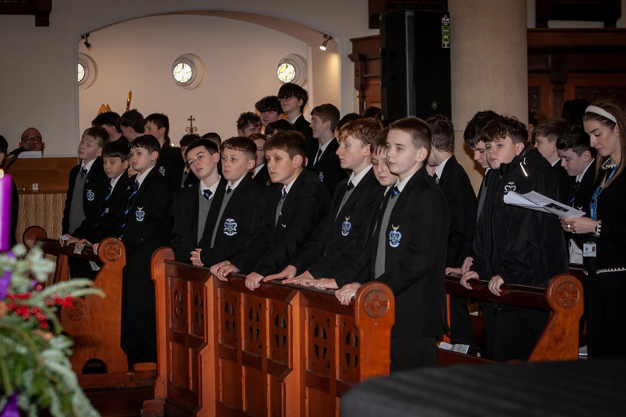 16 brilliant photographs from St. Columb’s College’s Christmas carol ...