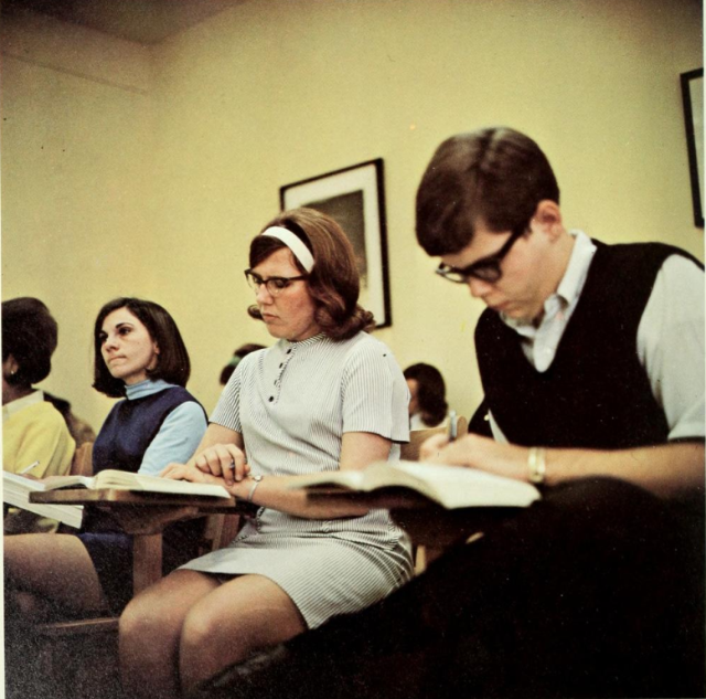 This is what classrooms looked like in the ’70s