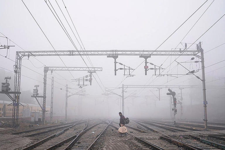 West Bengal weather alert: Cold wave intensifies with dense fog and ...