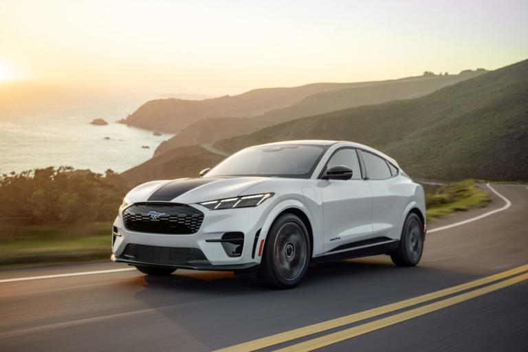 Ford’s $19.5 billion EV flop and its 28% stock surge run on the same ...