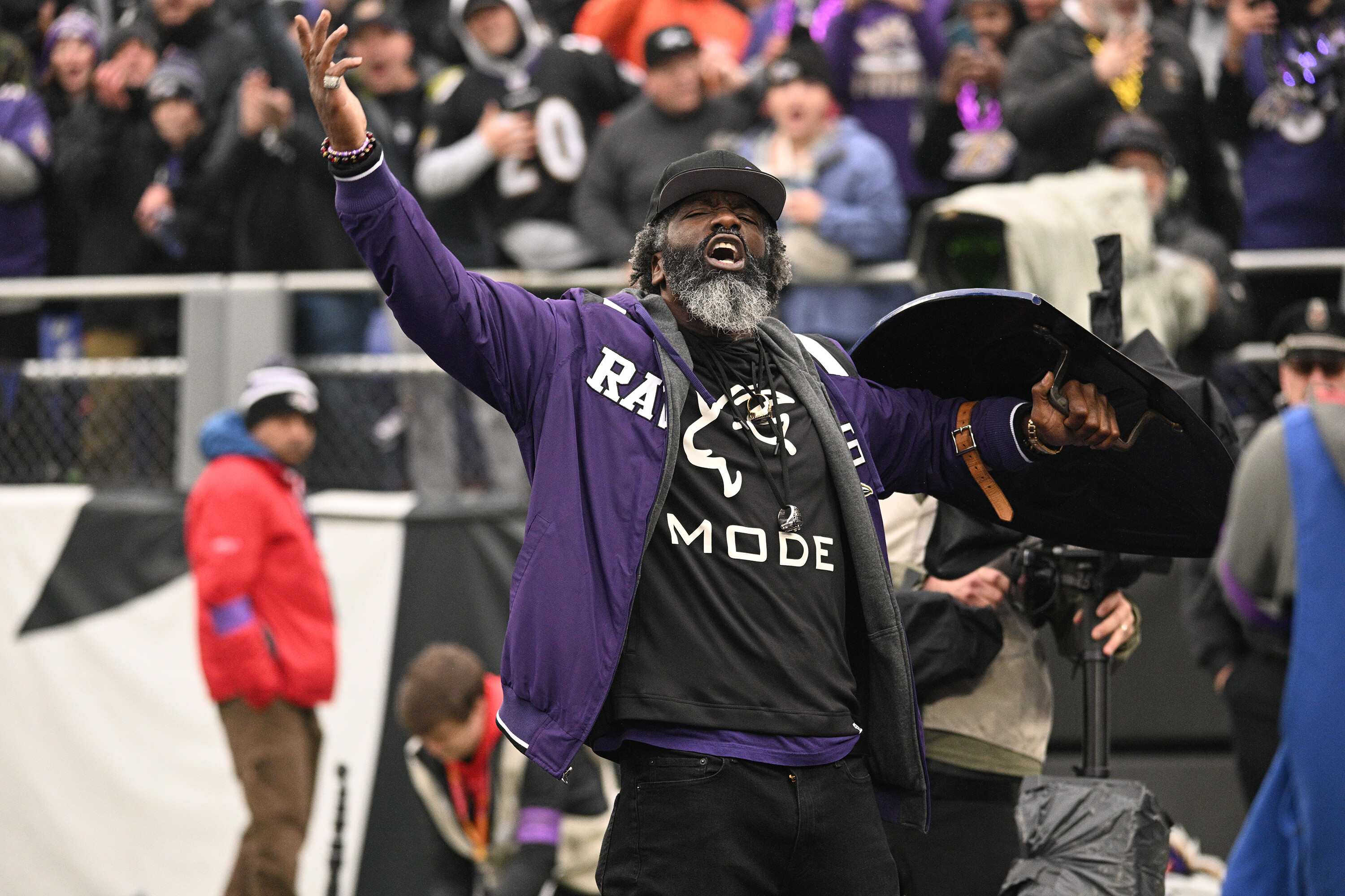Inside Ed Reed’s message to Ravens players: ‘We had to raise our level’