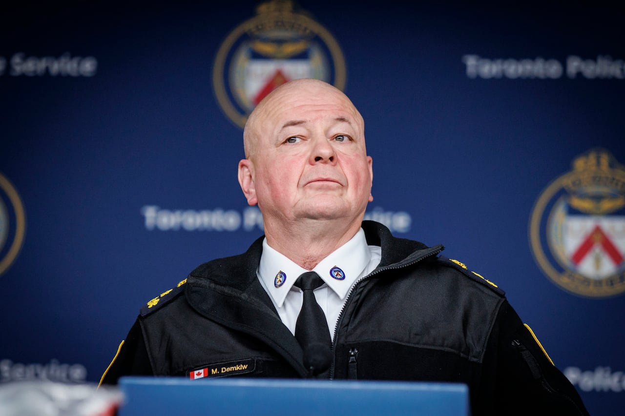 Police officers shouldn’t be leading mental health calls, Toronto ...