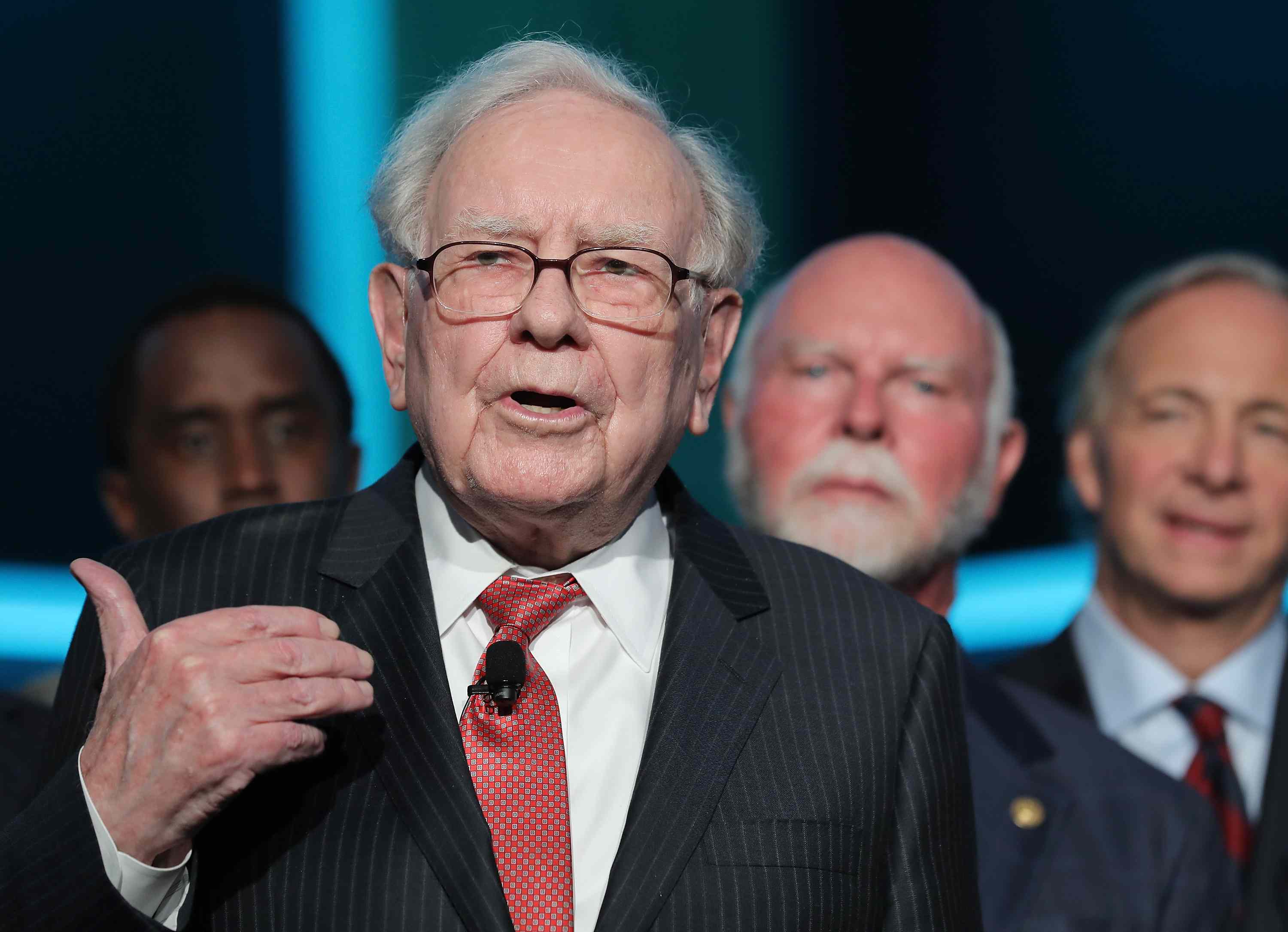 Warren Buffett's 90/10 rule: A simple strategy to enhance your investments