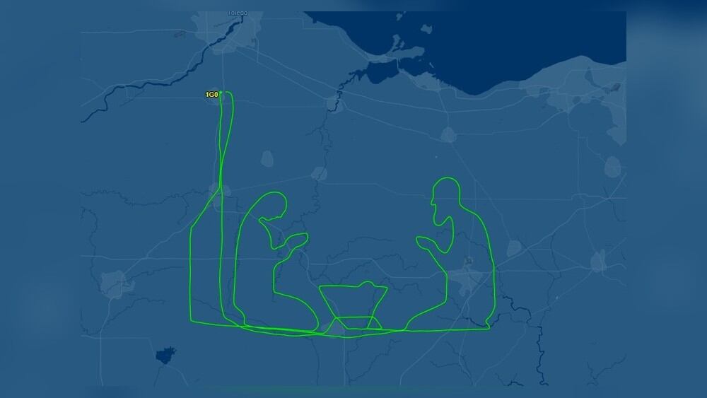 Pilot creates nativity scene flying across Ohio