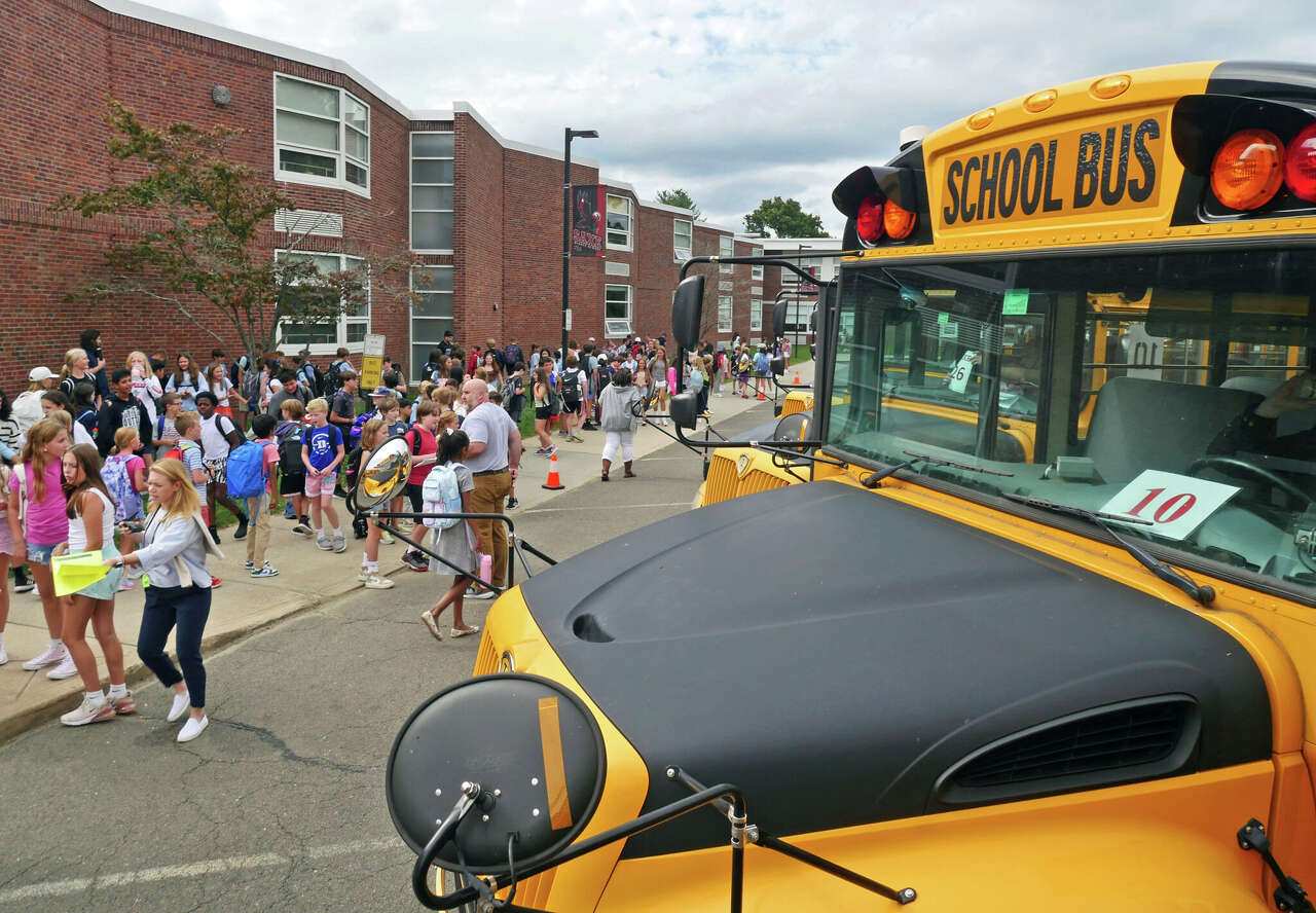 New Canaan schools cuts calendar to 180 days, sets final day of classes ...