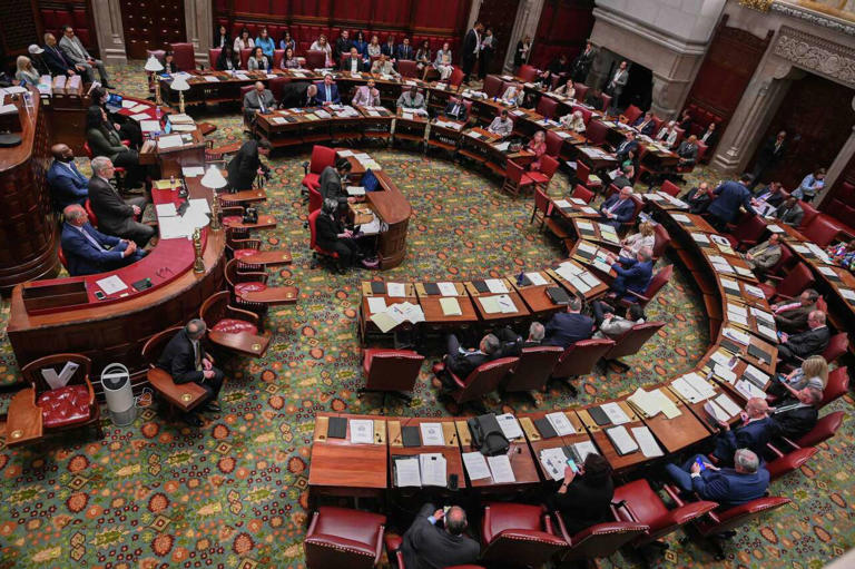 New York lawmakers eye new AI regulations for 'high-risk' decisions