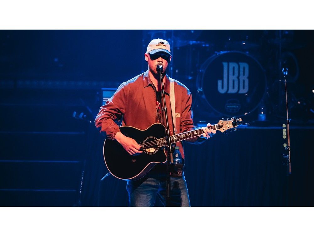 From hockey rink to country music stage, Zach McPhee is a rising star