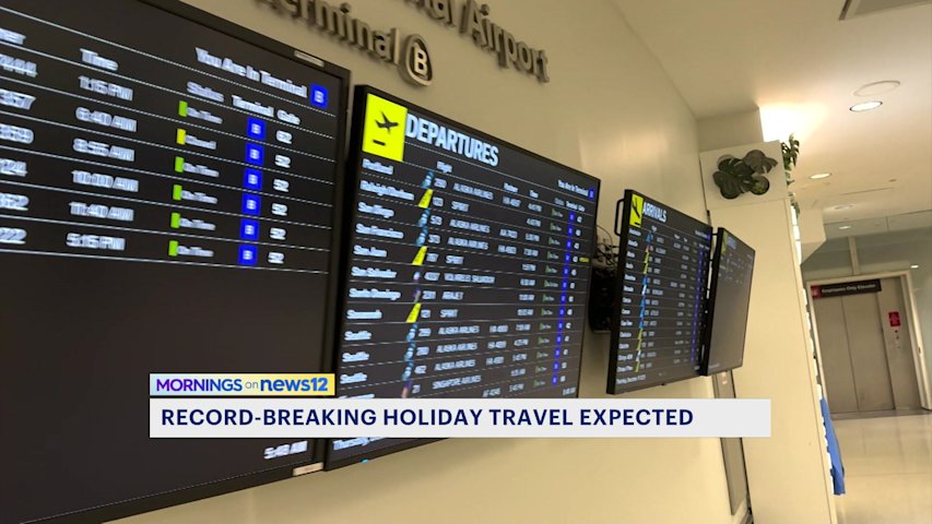 United Airlines expects record holiday travel through Newark and nationwide