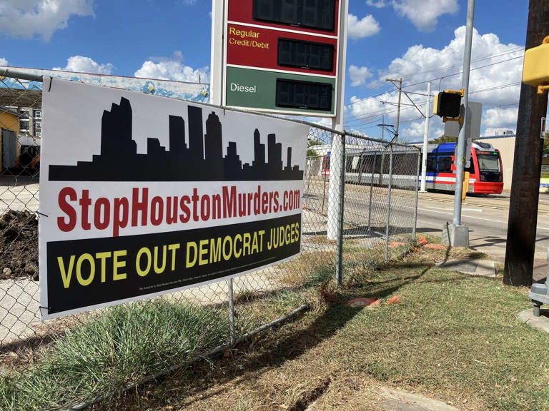 Democrats crowd Harris County judicial races for 2026 primary