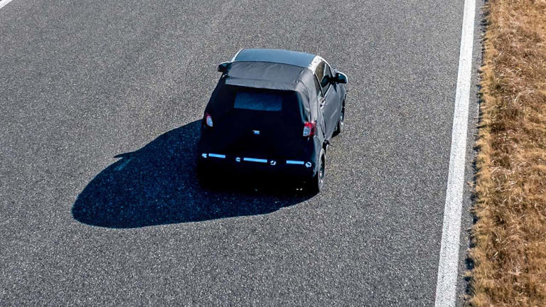 The smart car is coming back—this time fully electric