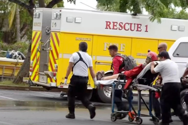 Woman fell 30 feet from trail. She and hiking partner were stranded ...