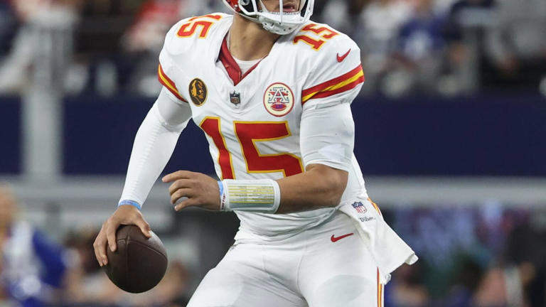 Chiefs show new video of Patrick Mahomes working out 3 months after surgery