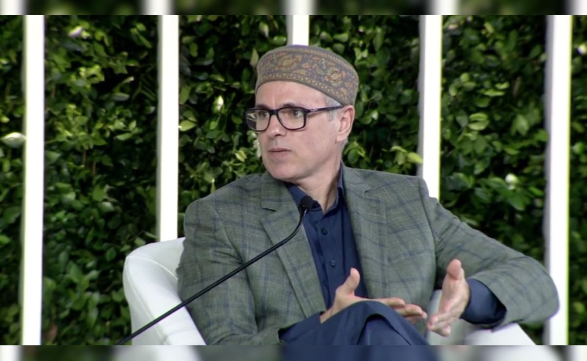 Had a Muslim man lifted Hindu woman's veil...: Omar Abdullah on hijab row