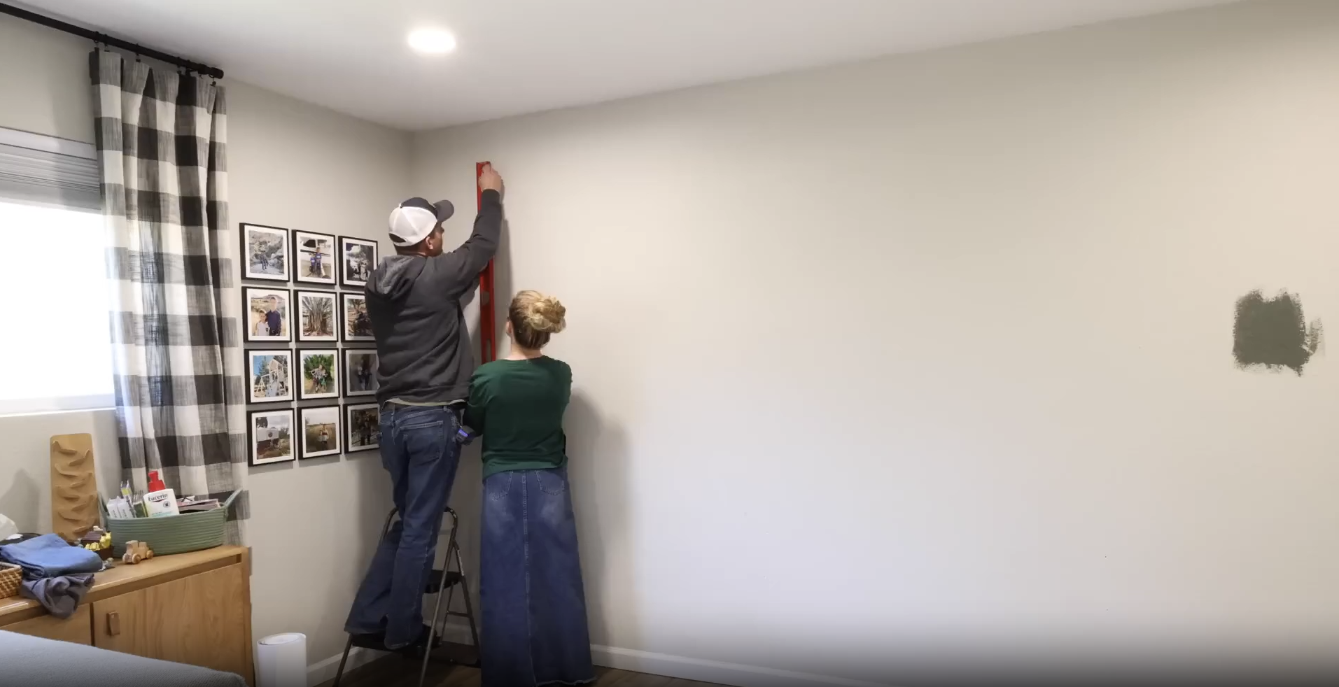 Creating a DIY accent wall decorate, organize & clean with me