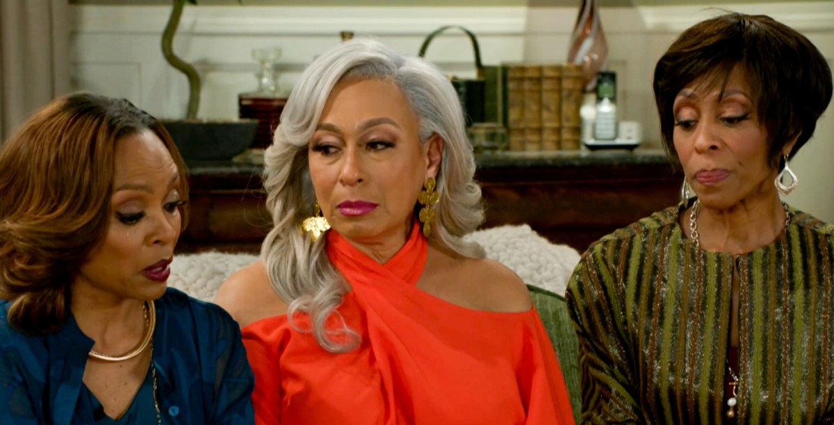 Beyond the Gates Spoilers December 19: Tracy & Sharon Rally Around ...