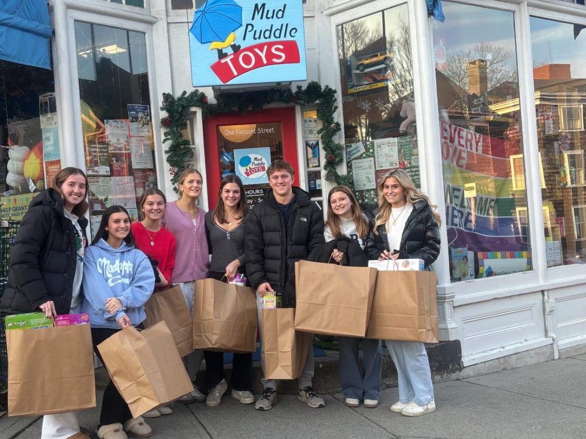Marblehead High students' efforts bolster Toys for Tots collection efforts