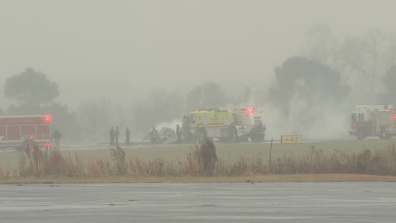 Private jet crashes while landing at Statesville airport