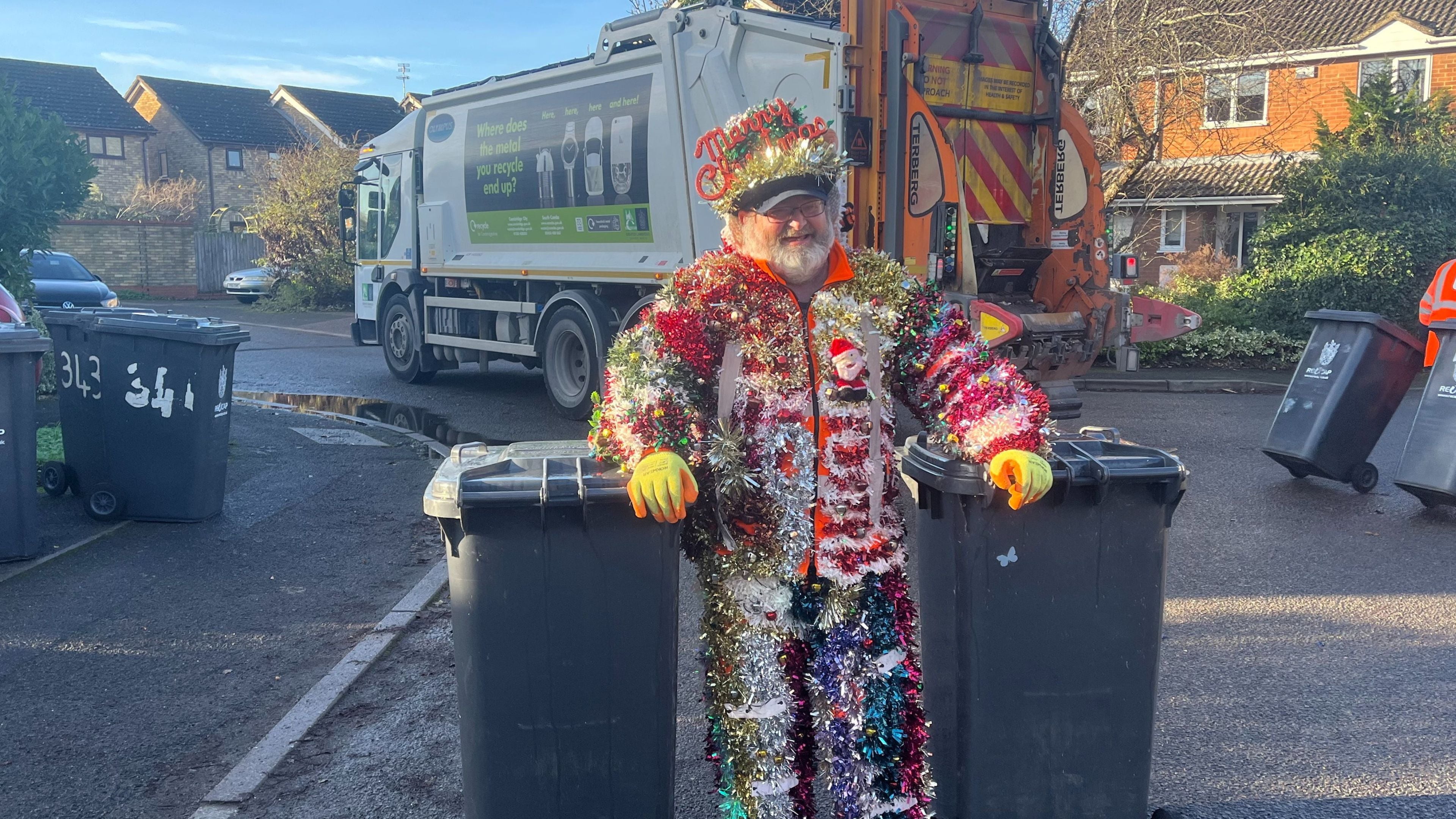 Binman's epic festive costume - including 700 LED lights