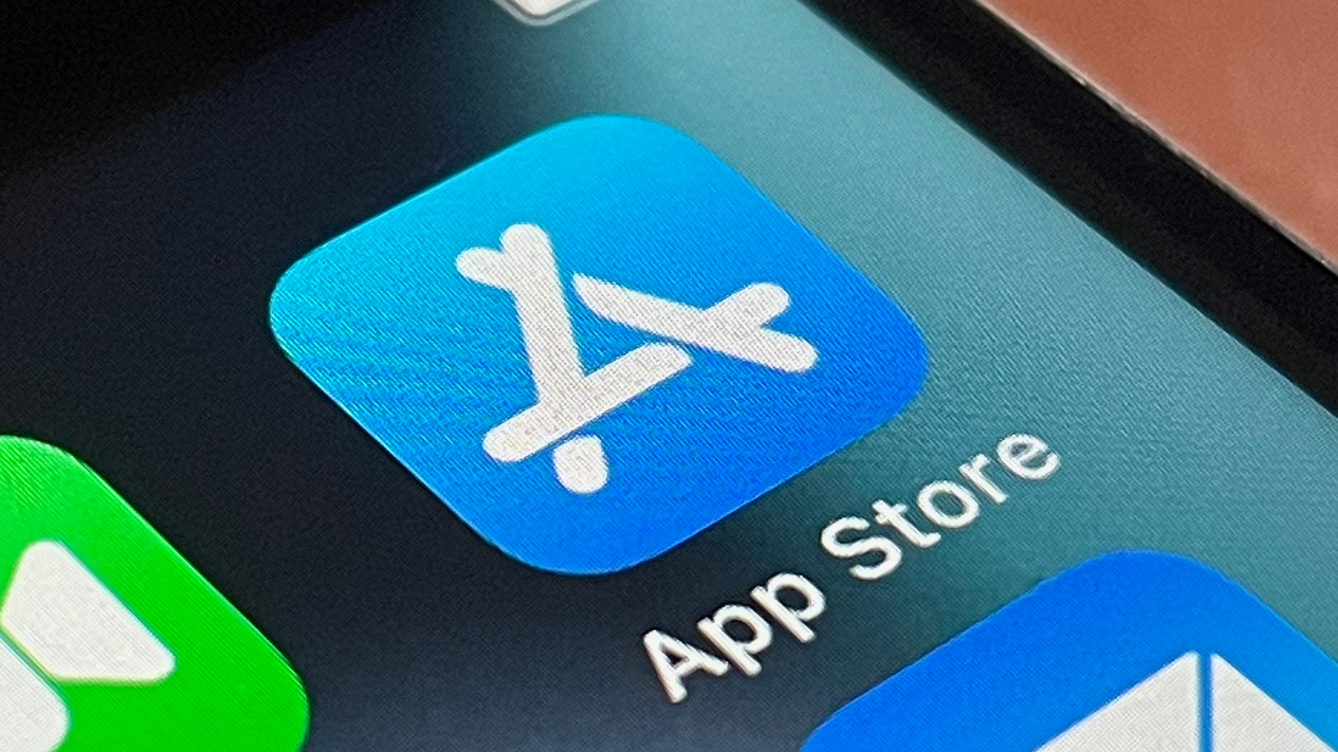 Apple pauses App Store changes in Texas after court blocks age ...