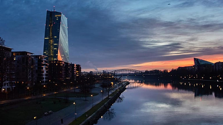 ECB holds interest rates as eurozone economic growth remains robust