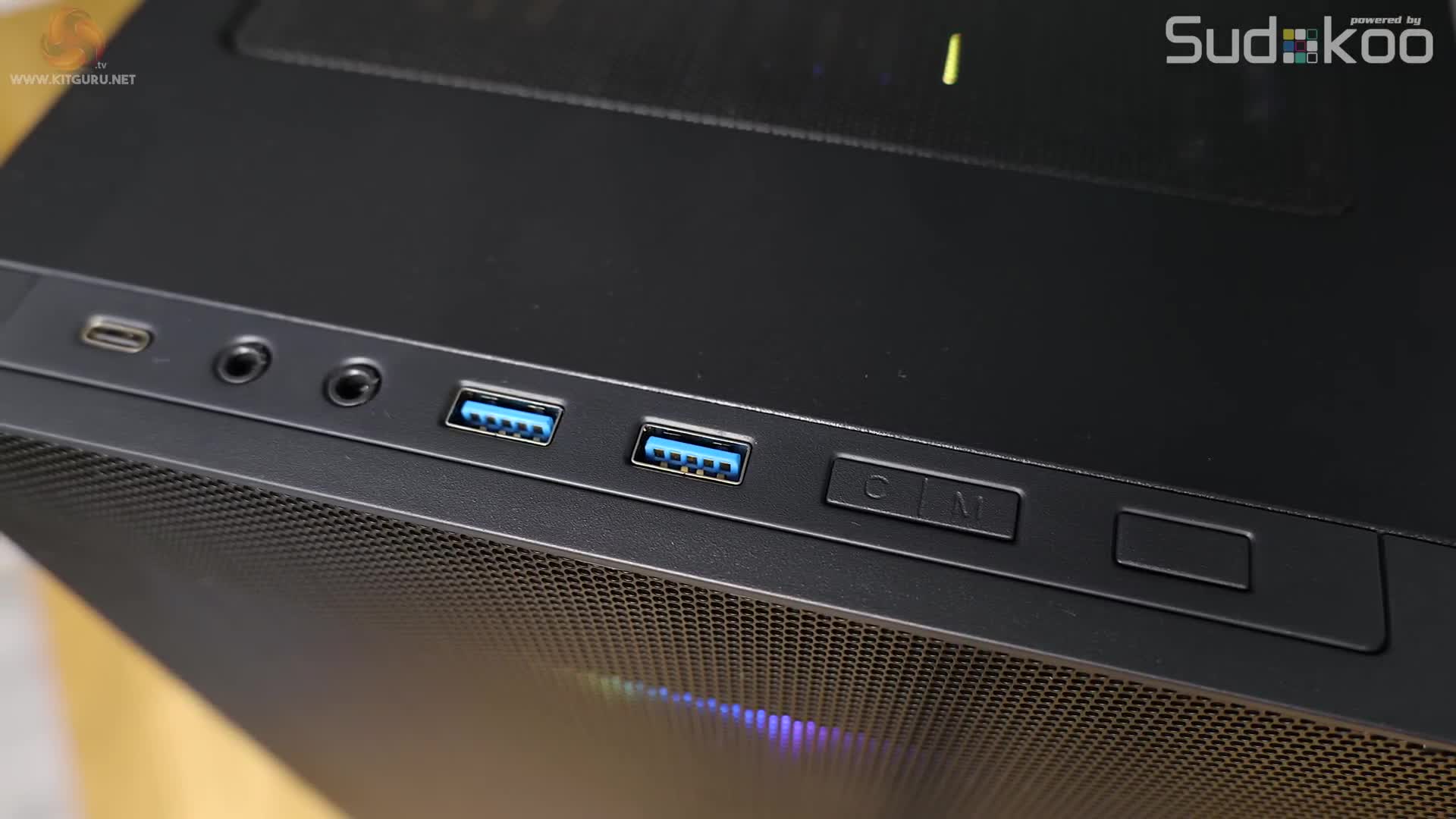 All-AMD gaming PC review – Ryzen 9700X + RX 9070 XT prebuilt!