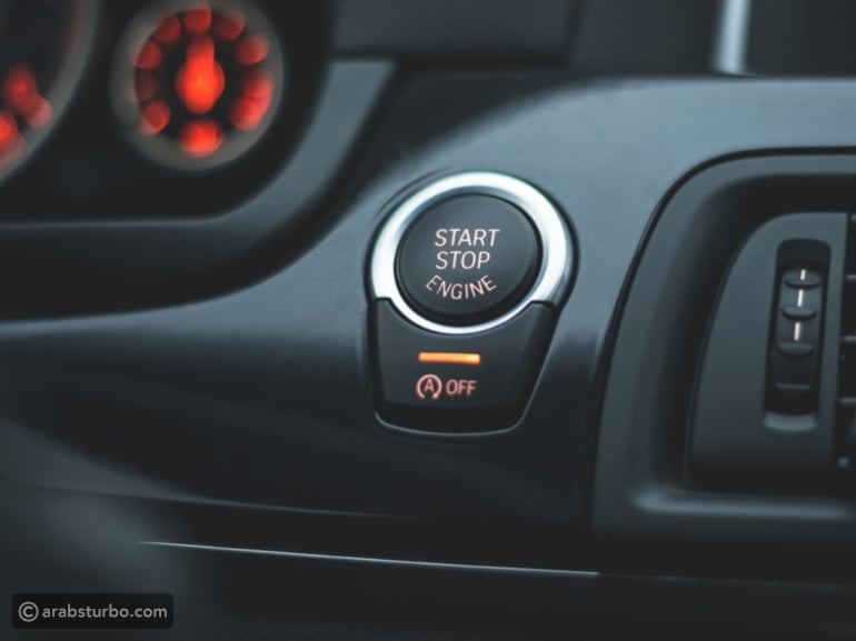 Should you turn off your engine at red lights?