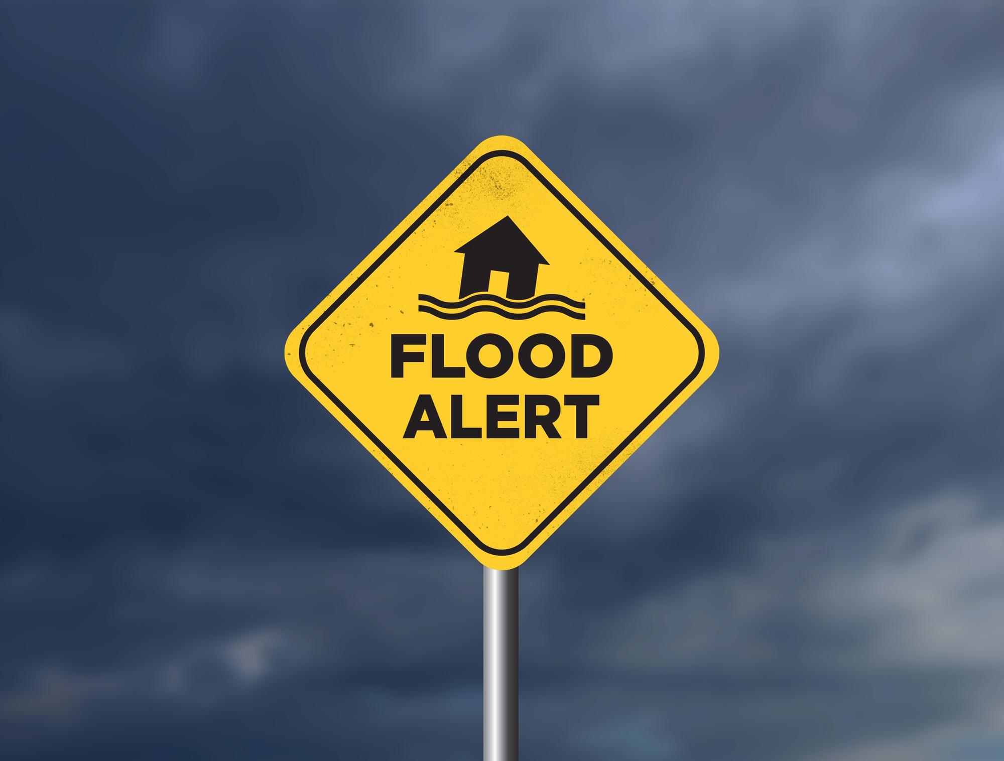 Peak District flood alert: Derbyshire flood alerts issued by ...