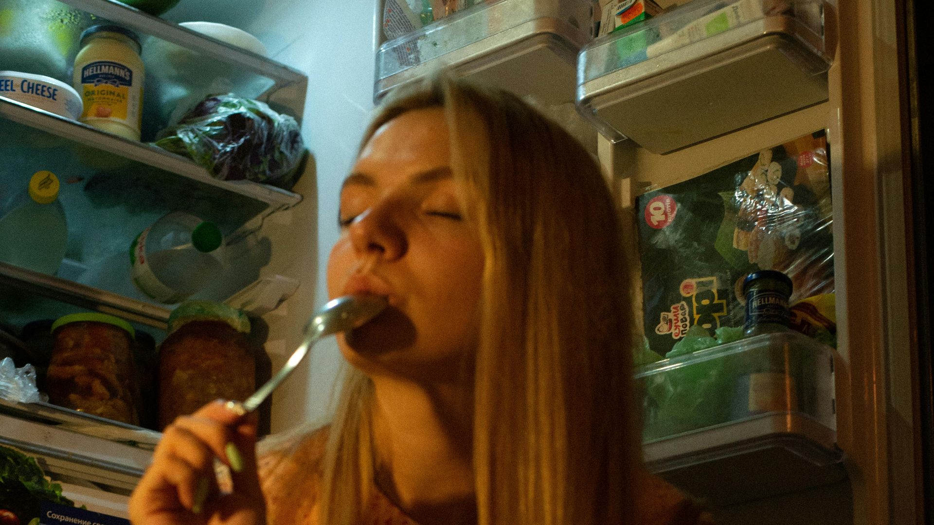 How to curb those late night snack cravings