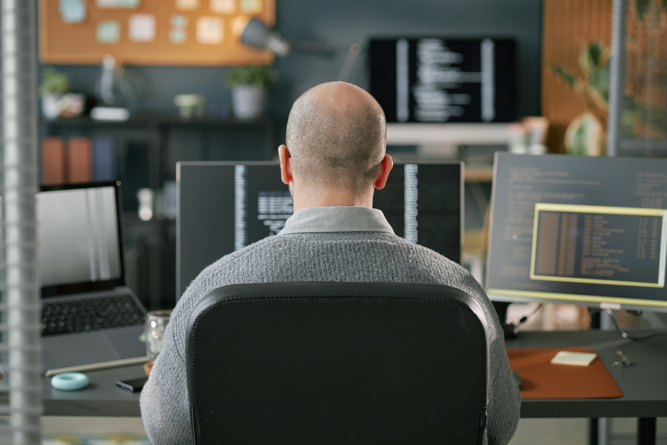 Trump admin encourages white men to claim discrimination money